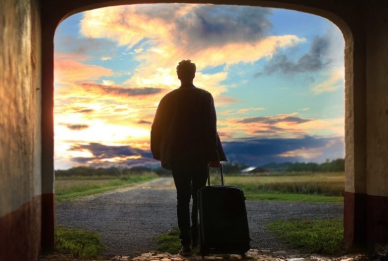 11 Best Places for Single Men to Travel – Explore The World