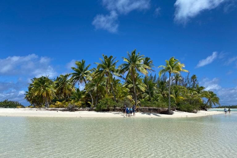 7 Popular Places to Visit the Cook Islands: The Unspoiled Paradise